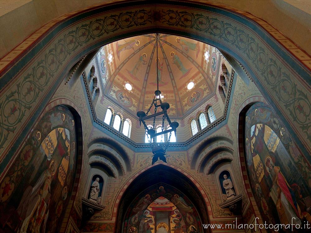 Vault of the Chapel of the Sacrament in the Cathedral of San Leopardo ...